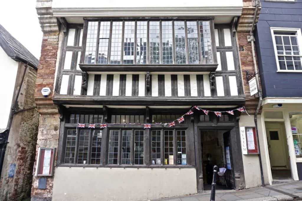A Guide to the Best Things to do in Totnes, Devon | solosophie