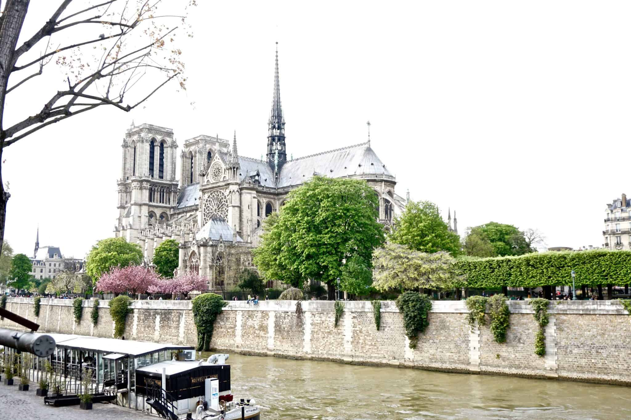 10 Best Green Spaces, Gardens & Parks in Paris Worth a Visit | solosophie