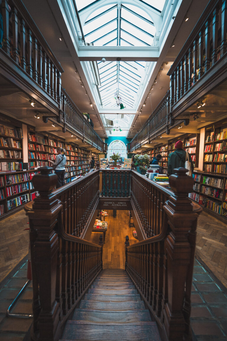 How to Visit Daunt Books in London, England | solosophie