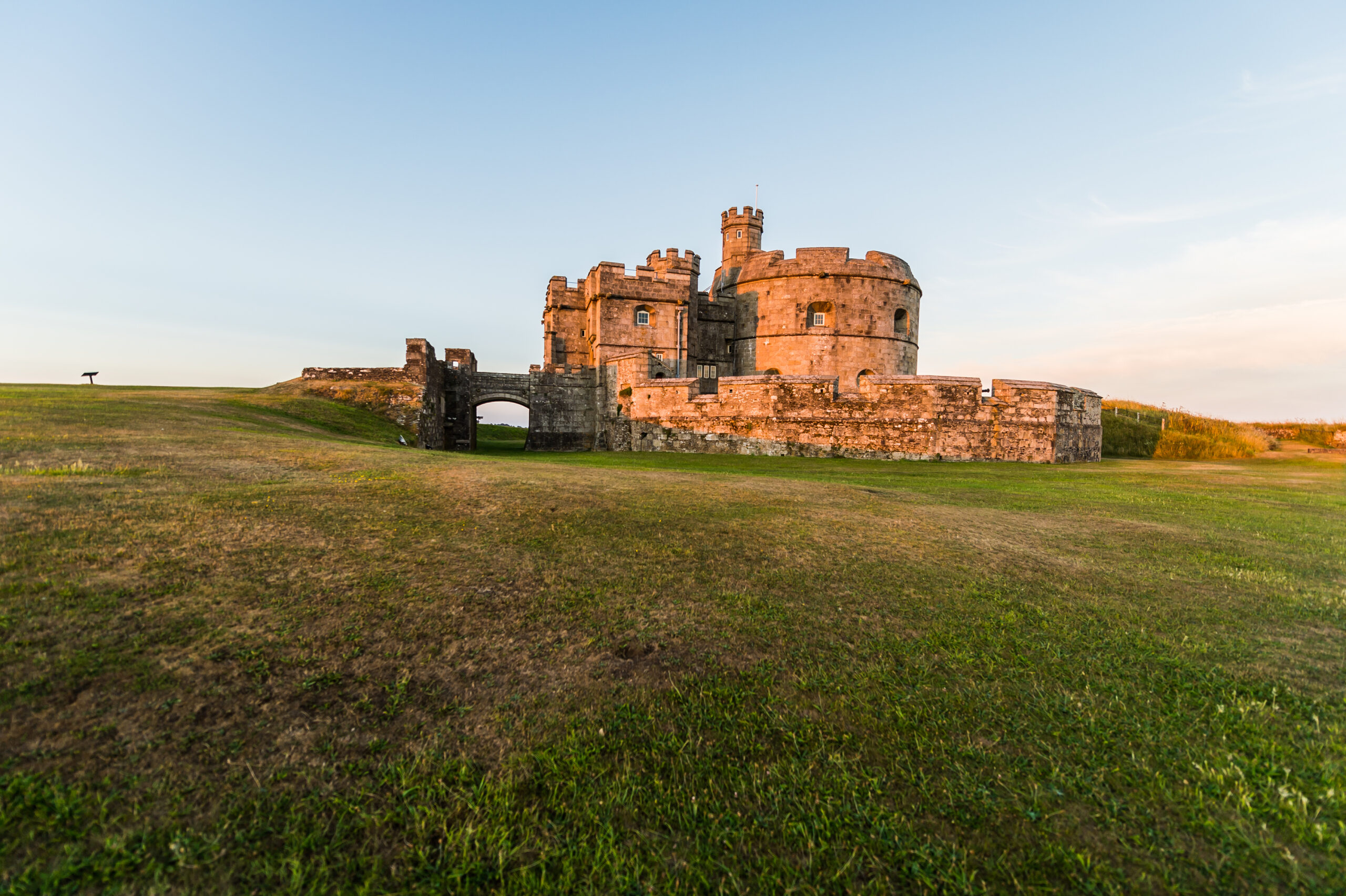 Best Fortresses, Ruins & Castles in Cornwall| solosophie