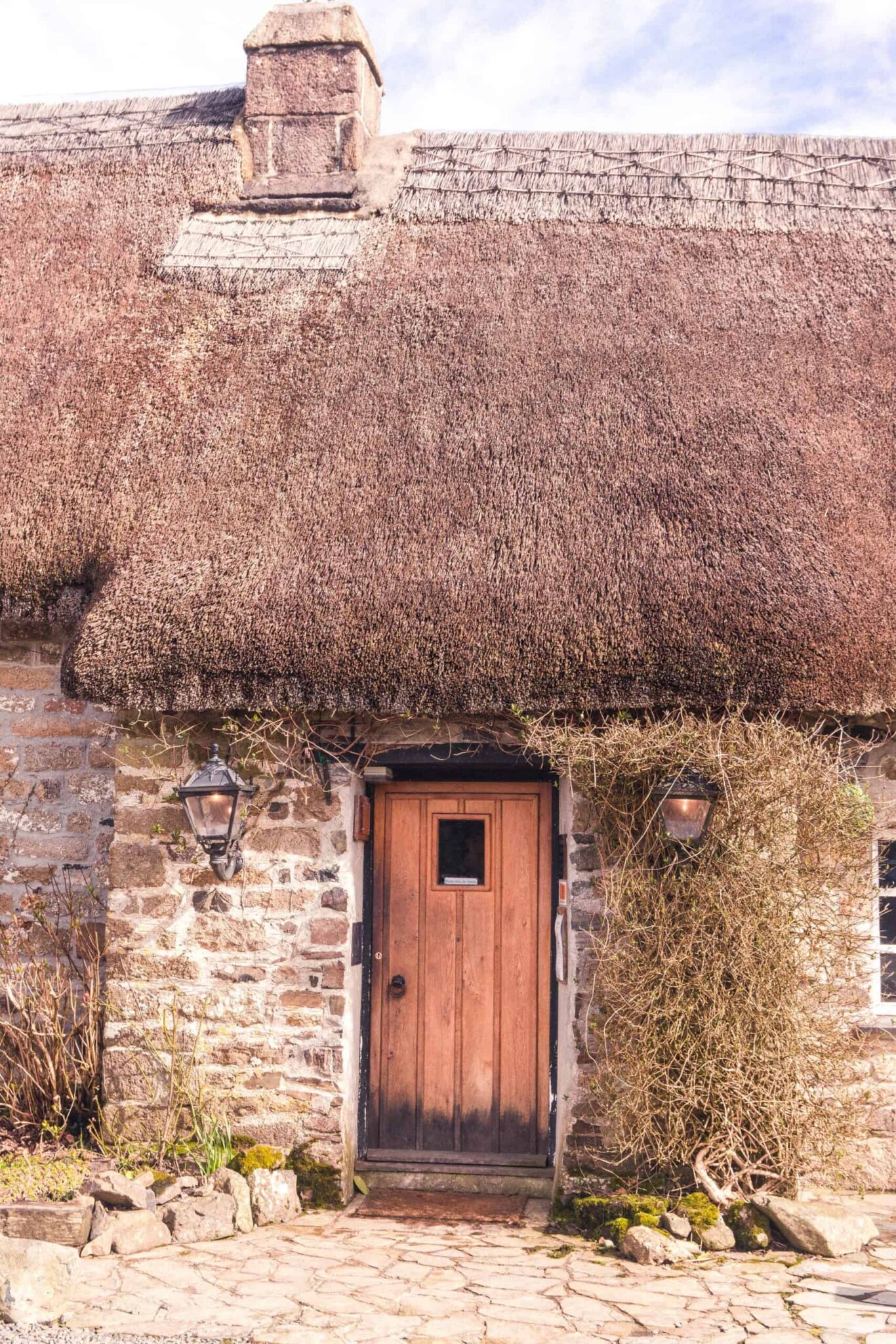 Bearslake Inn, the Most Photographed Pub in Dartmoor | solosophie