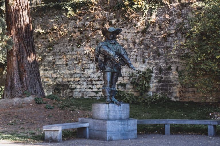 The Real Life d'Artagnan: Inspiration for the Three Musketeers | solosophie