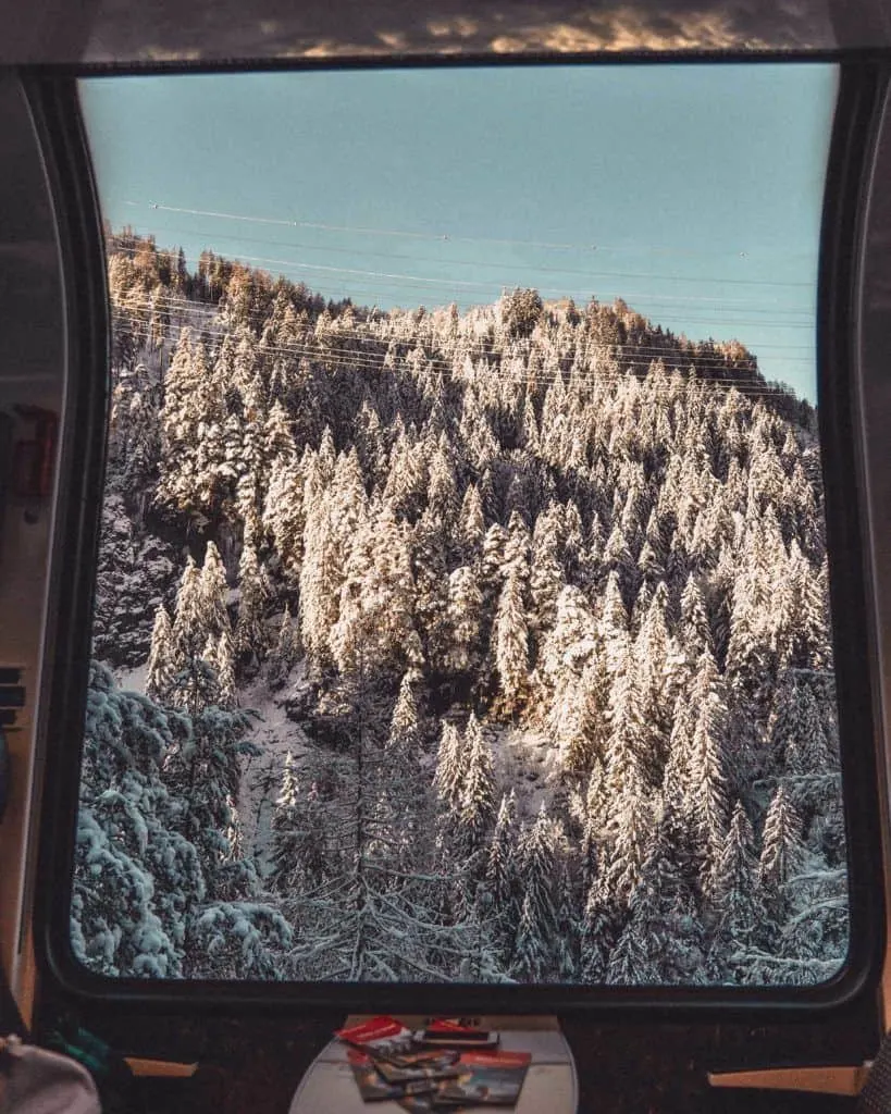 Bernina Express Review: UNESCO train of Switzerland & Italy | solosophie