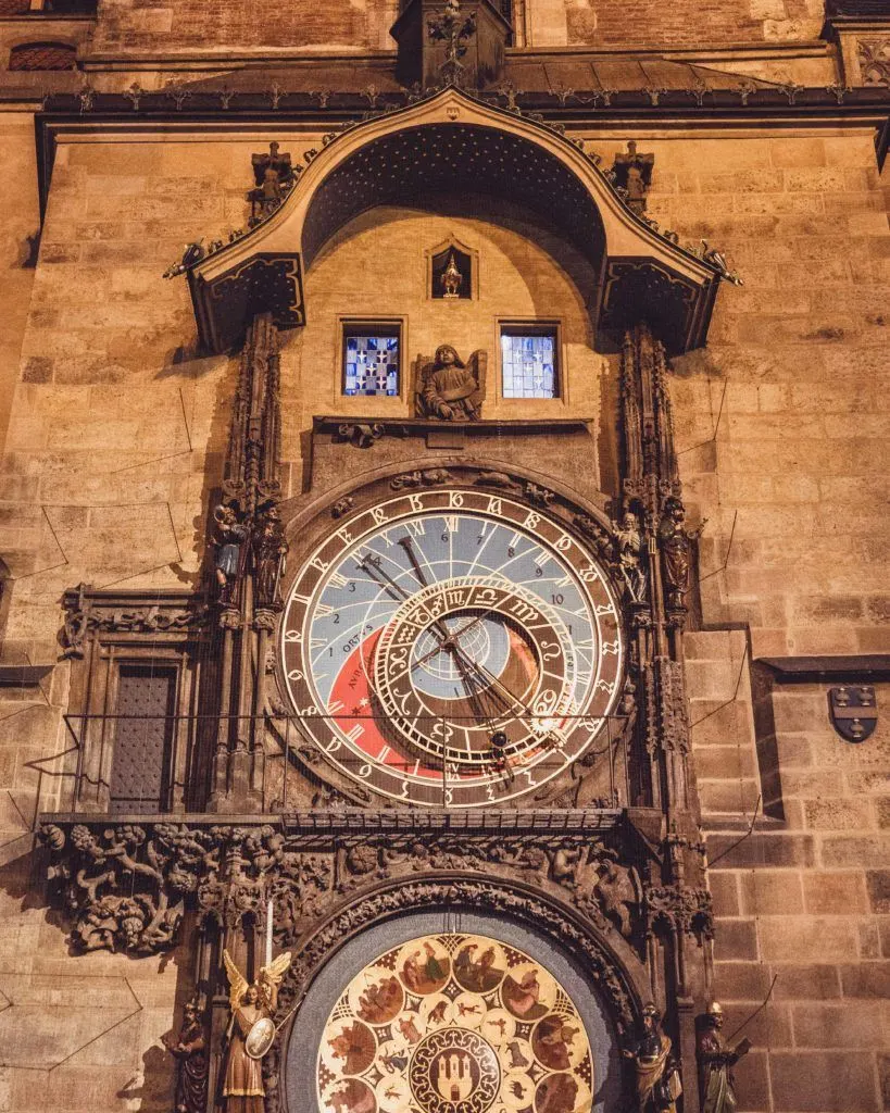 How to Visit Prague Astronomical Clock, Czech Republic | solosophie