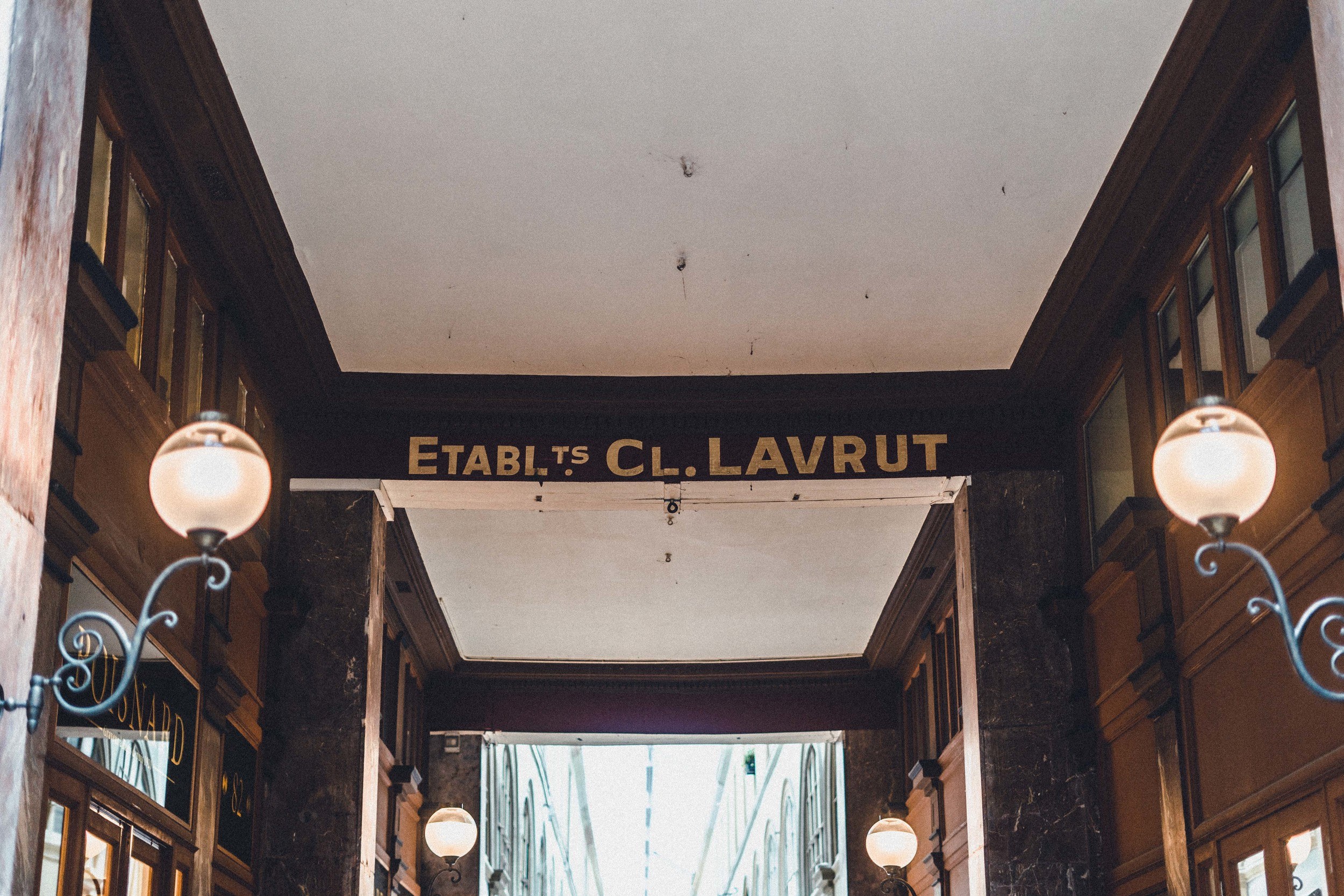 Passage Choiseul: A Secret Arcade in the 2nd Arrondissement | solosophie