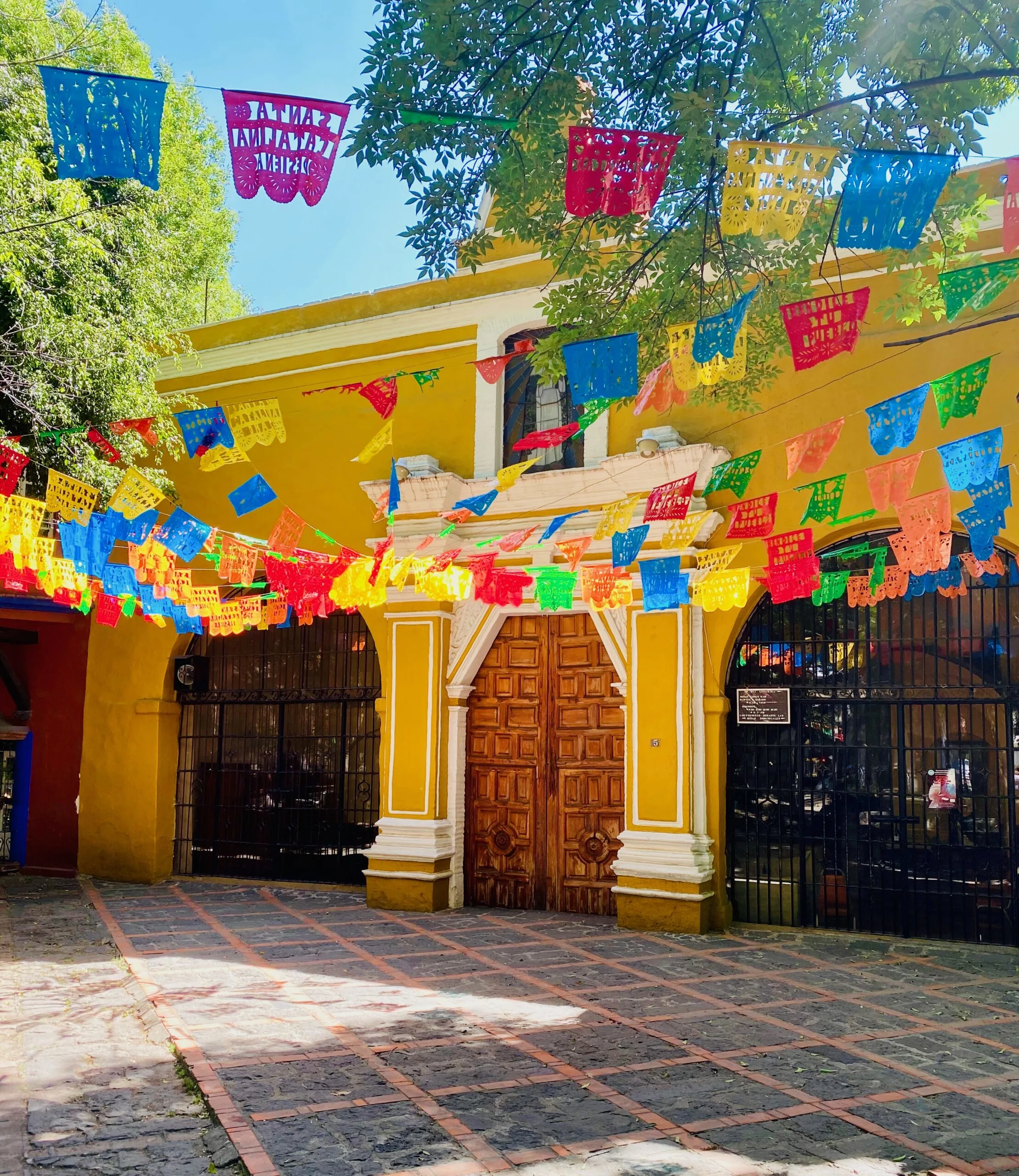 How to Spend A Long Weekend in Mexico City (Guide & Tips)