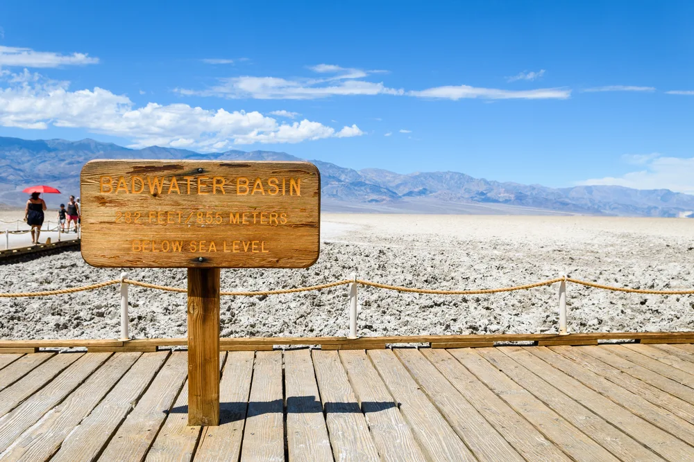 The Perfect 2 Days in Death Valley Itinerary | solosophie