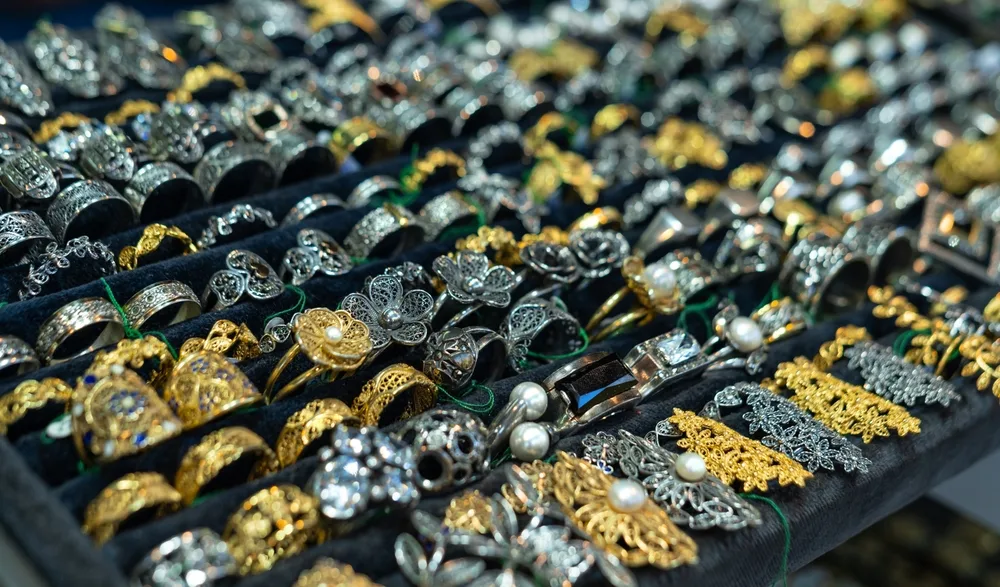10+ Best Souvenirs from Portugal (Portuguese Gift Ideas)