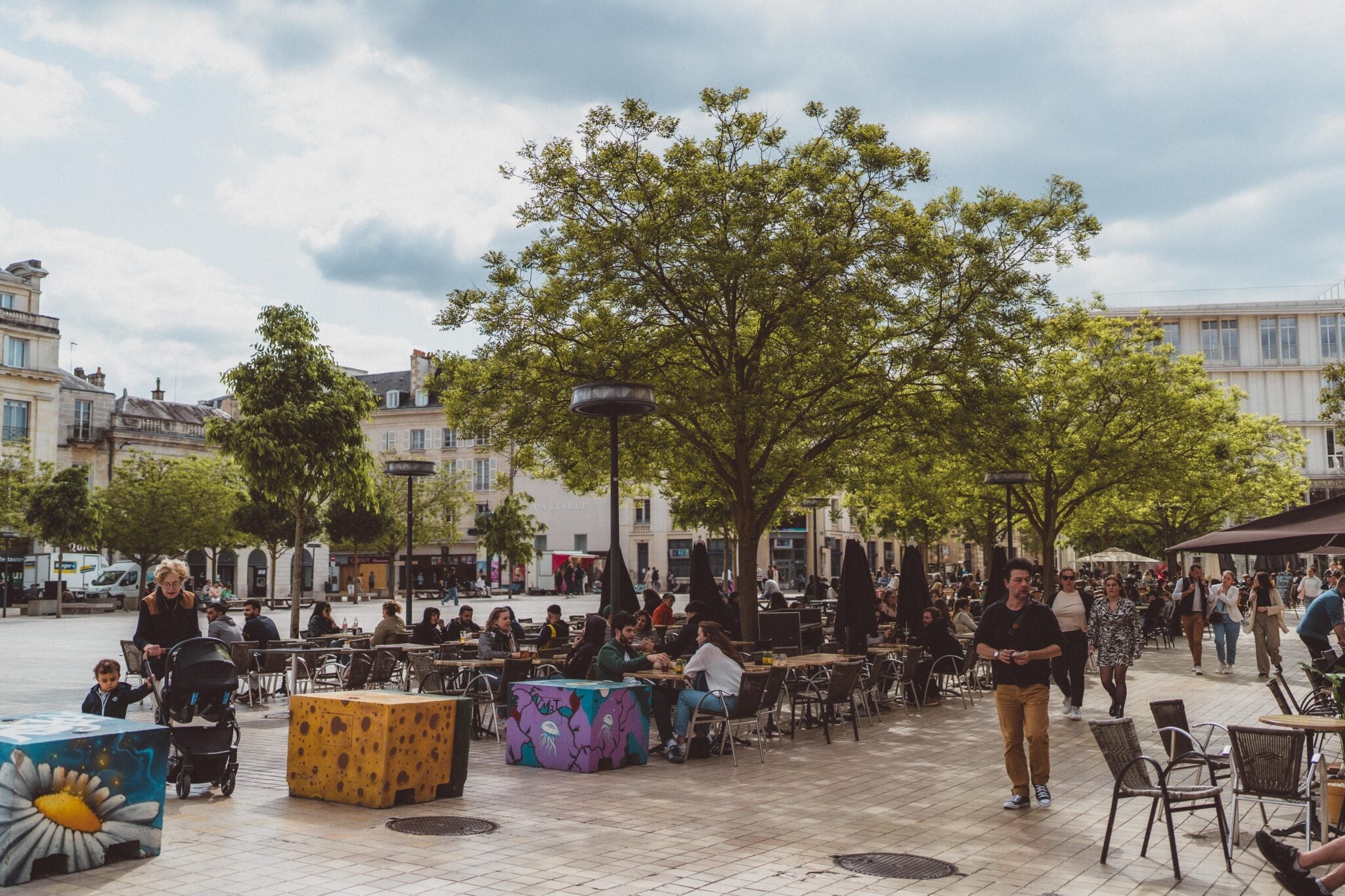 An Insider's Guide to the Best Things to do in Poitiers | solosophie