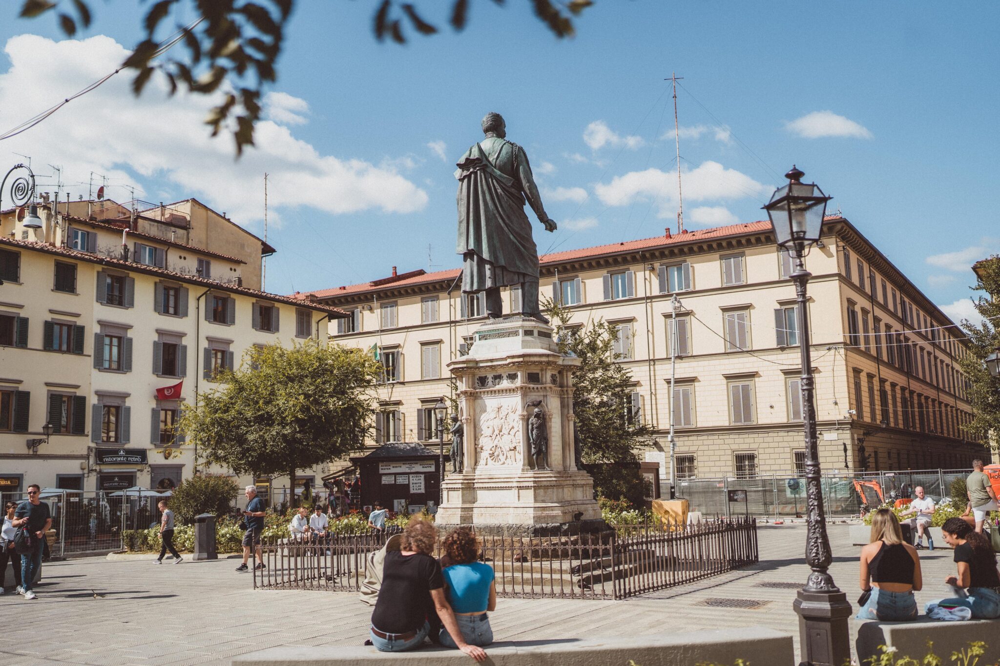 Unforgettable Piazzas in Florence (Best Florence Squares)