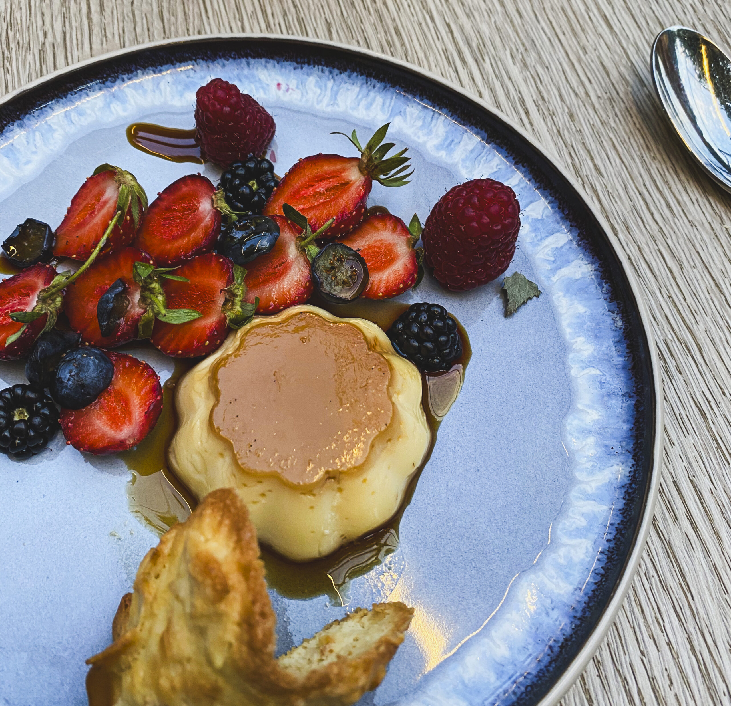 A Guide to All The French Desserts in Paris You MUST Eat! | solosophie