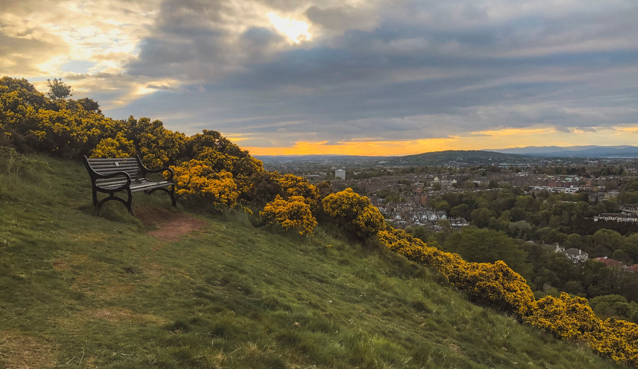 A Guide to The Seven Hills of Edinburgh | solosophie
