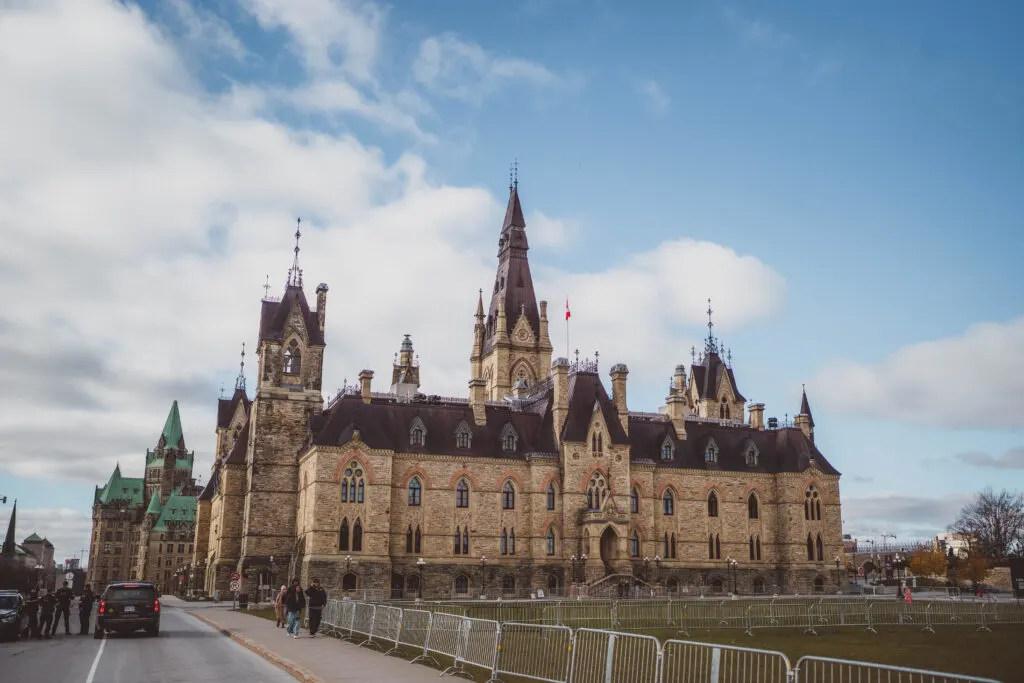 10+ Best Things to do in Ottawa, Ontario (by a Canadian)
