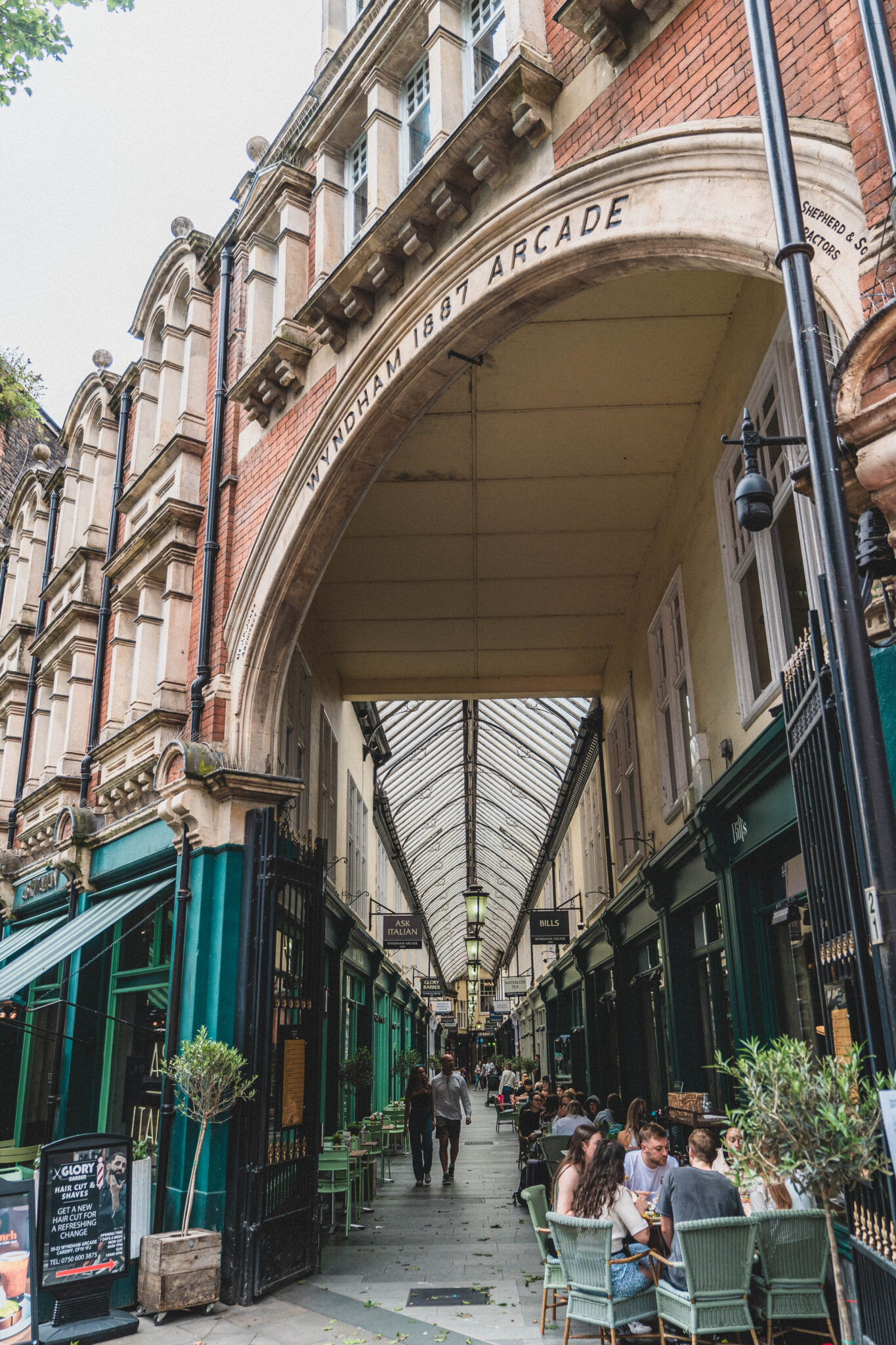 A Complete Guide to the Cardiff Arcades | solosophie